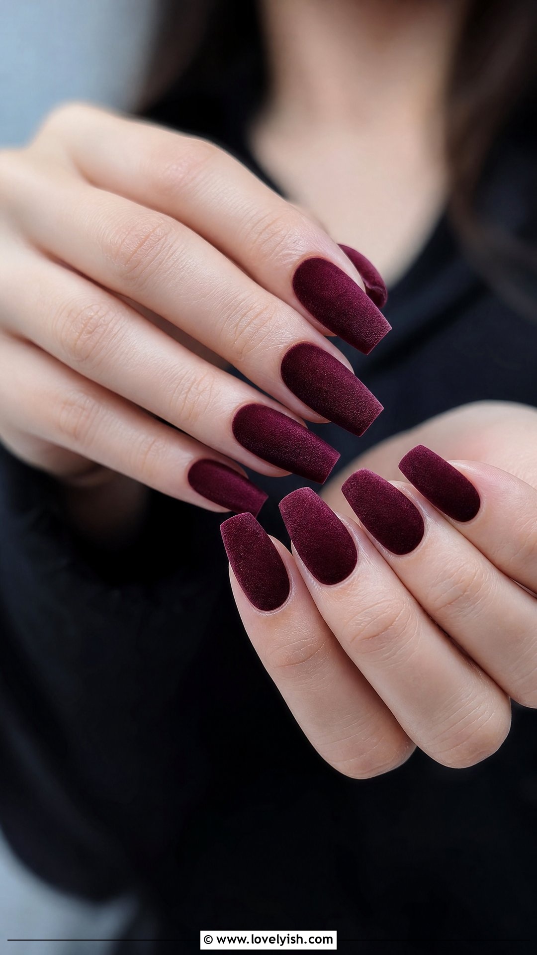 25 Short Coffin Nails Designs for a Trendy Look – Lovelyish